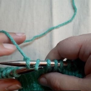 How to Decrease in Knitting (6 Basic Techniques for Every Knitter ...